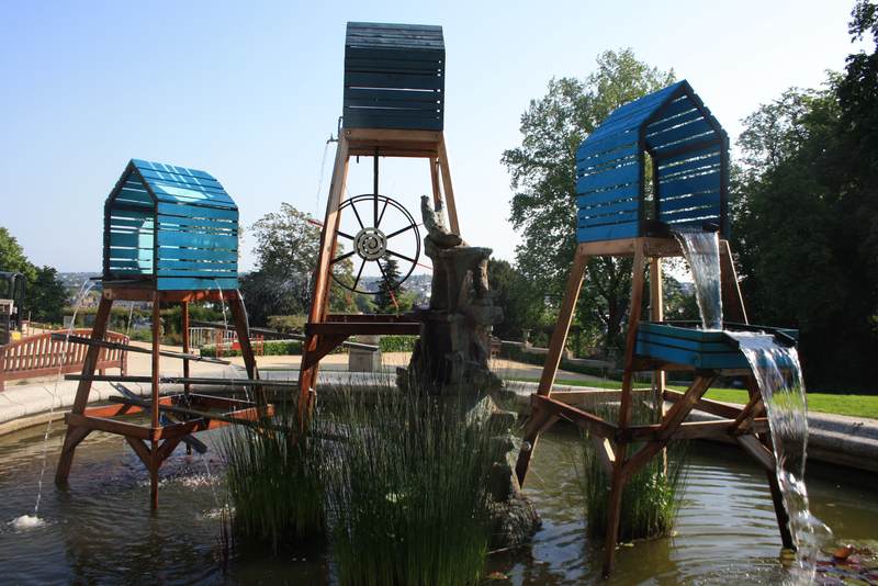 LAVAL, le jardin de la Perrine, un lieu chargé d'histoire(s) - Wivisites