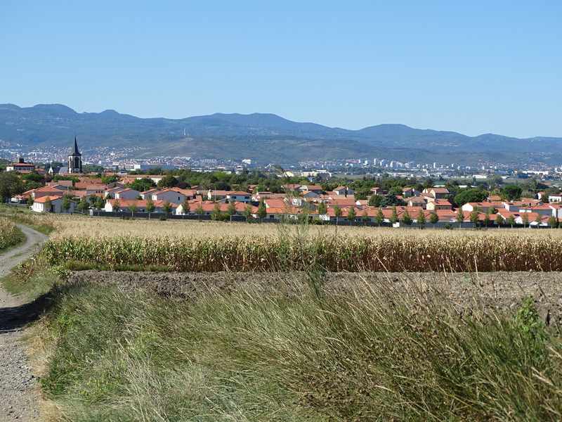 Boucle du plan d'eau de Cournon aux puys de Bane et Anzelle - Wivisites