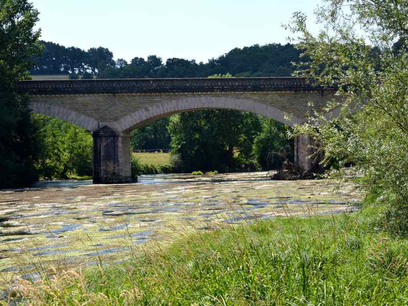 Balade historique de Saint Gaultier - Wivisites