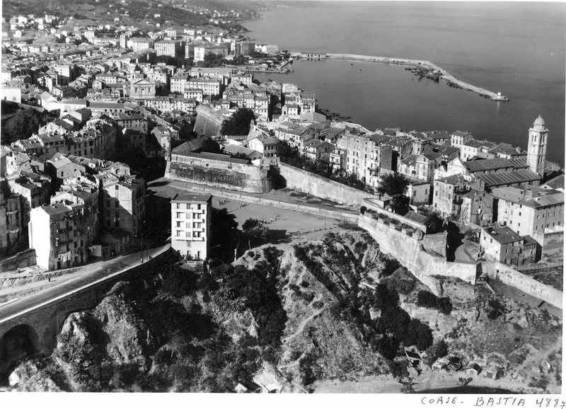 Place Dominique Vincetti - Wivisites
